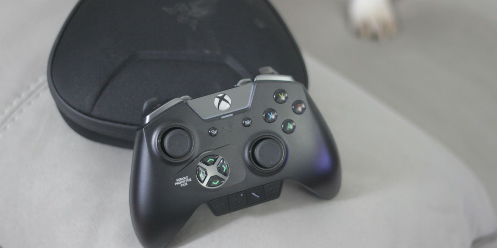 Razer Wolverine Ultimate Review: Not Quite Elite